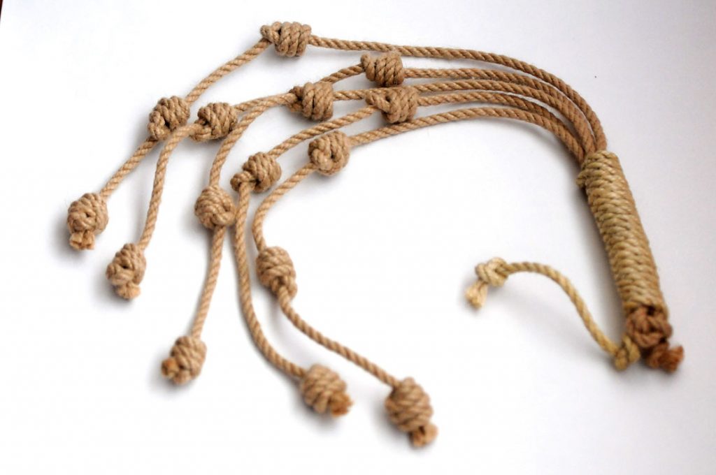 Traditional style discipline with Capuchin knots – Cilice
